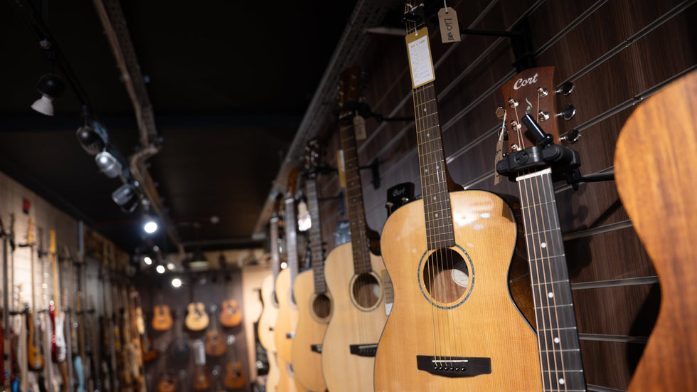 Cort Guitars – Rose-Morris